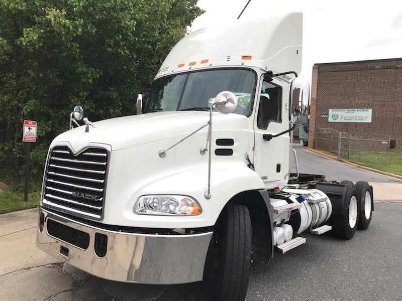 2015 MACK PINNACLE CXU613 - Johnson Truck Center
