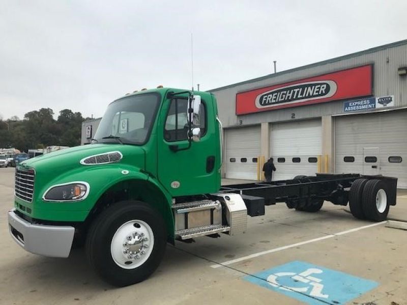 2021 FREIGHTLINER BUSINESS CLASS M2 106 - Johnson Truck Center