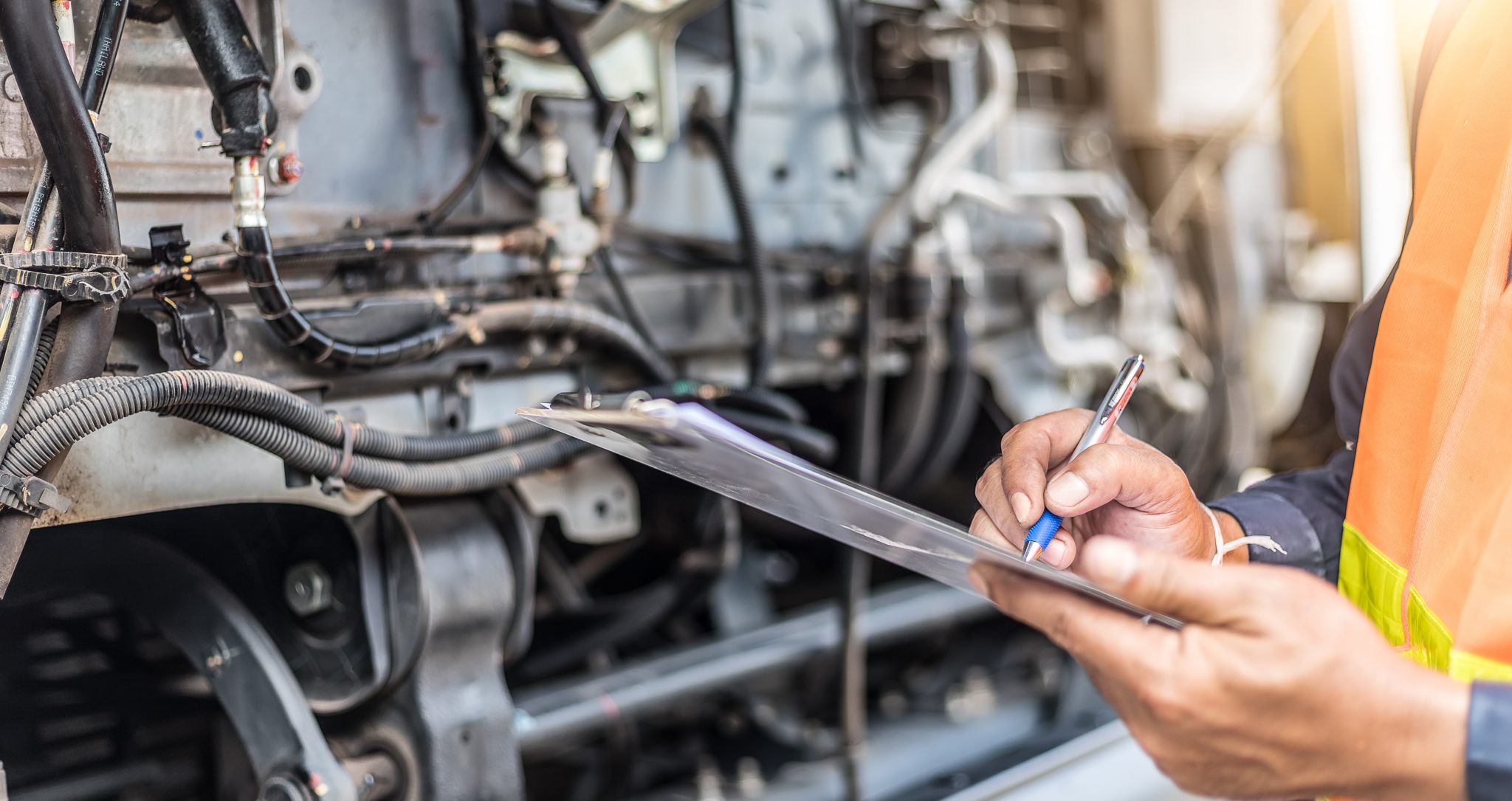 Fleet Management Program Saves Money & Repair Time - Johnson Truck Center